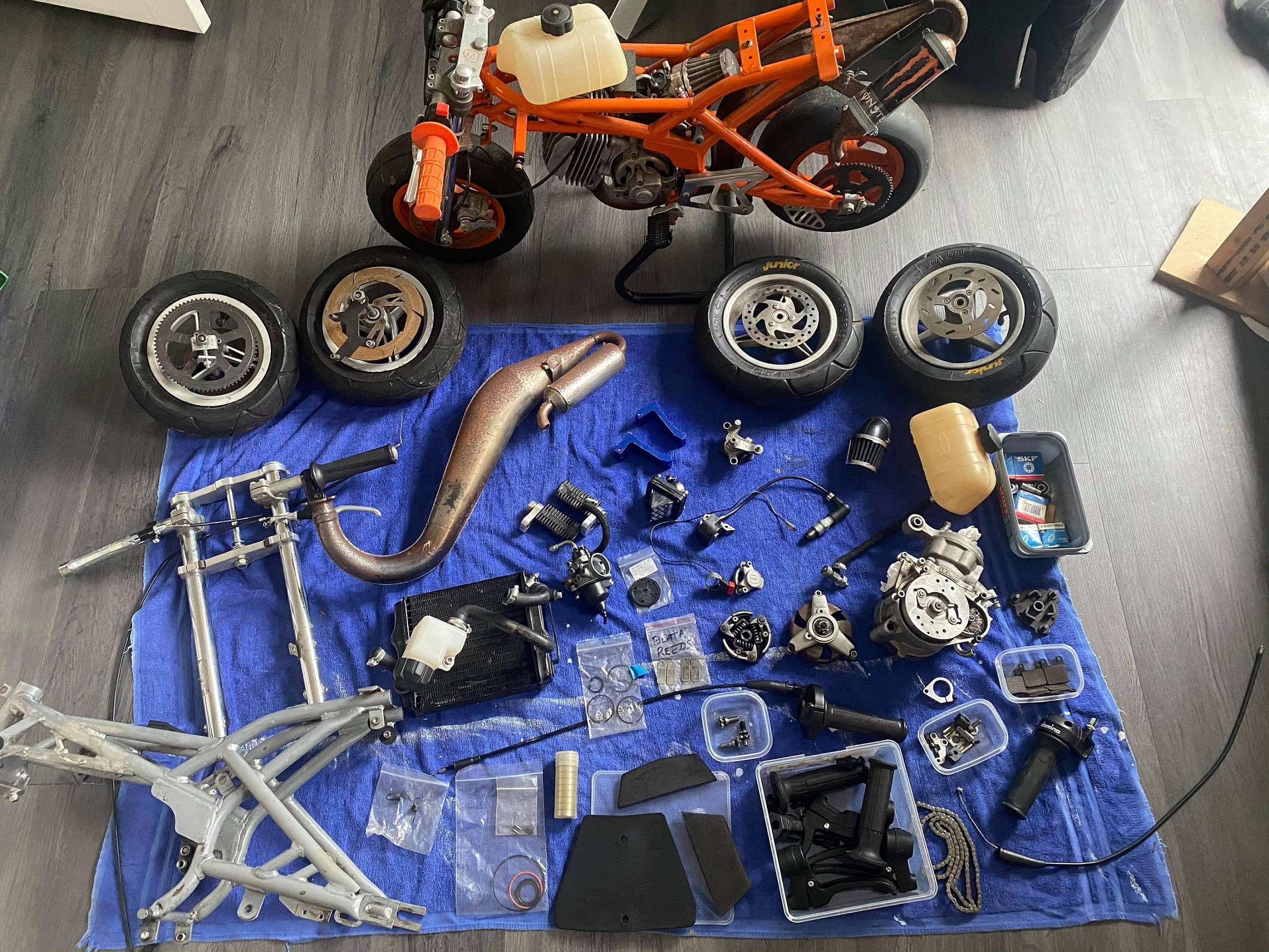 Blata elite parts, frames with engines - Rider Fun